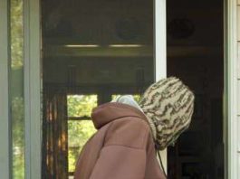 8 Types of Robbery - Criminal Law - LAWS.COM